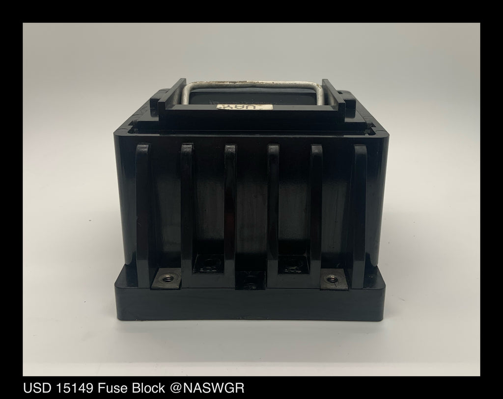 Cooper Bussman 15149 Fuse Block ~ 30A — North American Switchgear Store